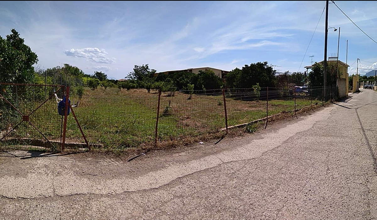 Ενοικιάζεται oικόπεδο 1500 τ.μ. - 250 € - Τέμενη